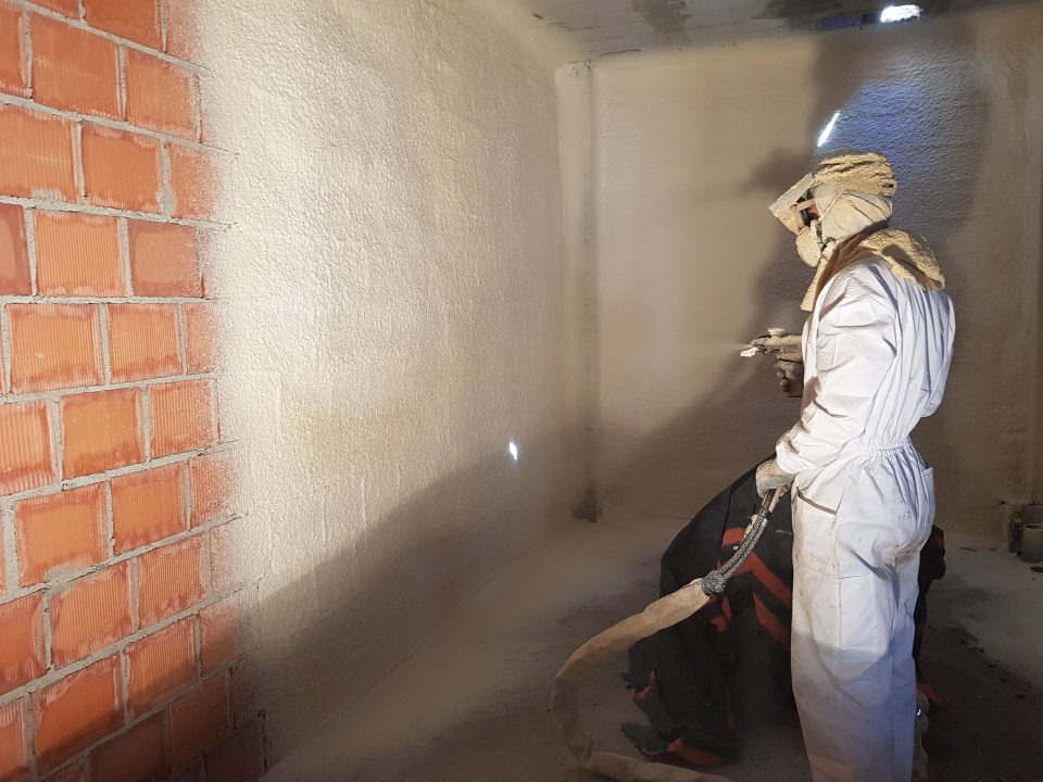 Poliuretano proyectado - Aislamientos Rodríguez